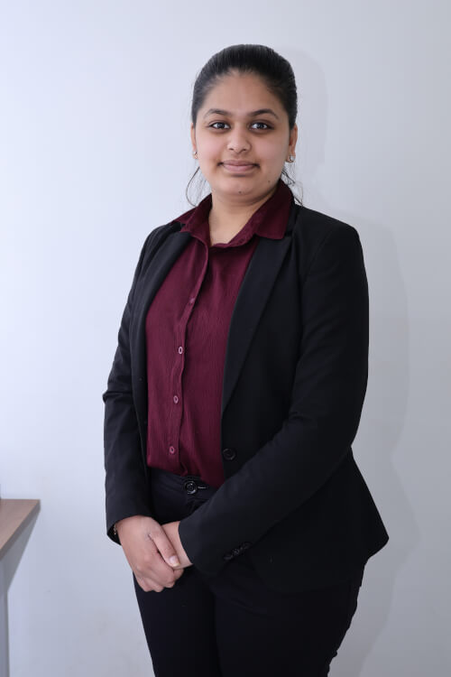 Profile pic of Suhani Shah